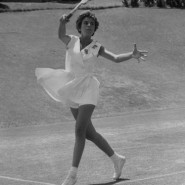 Queens of the Court: Maria Bueno, Fire and Ice | Sports Then and Now